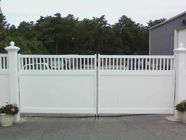 Cape Cod Privacy Fencing – Bennett Fence and Arbor on Cape Cod